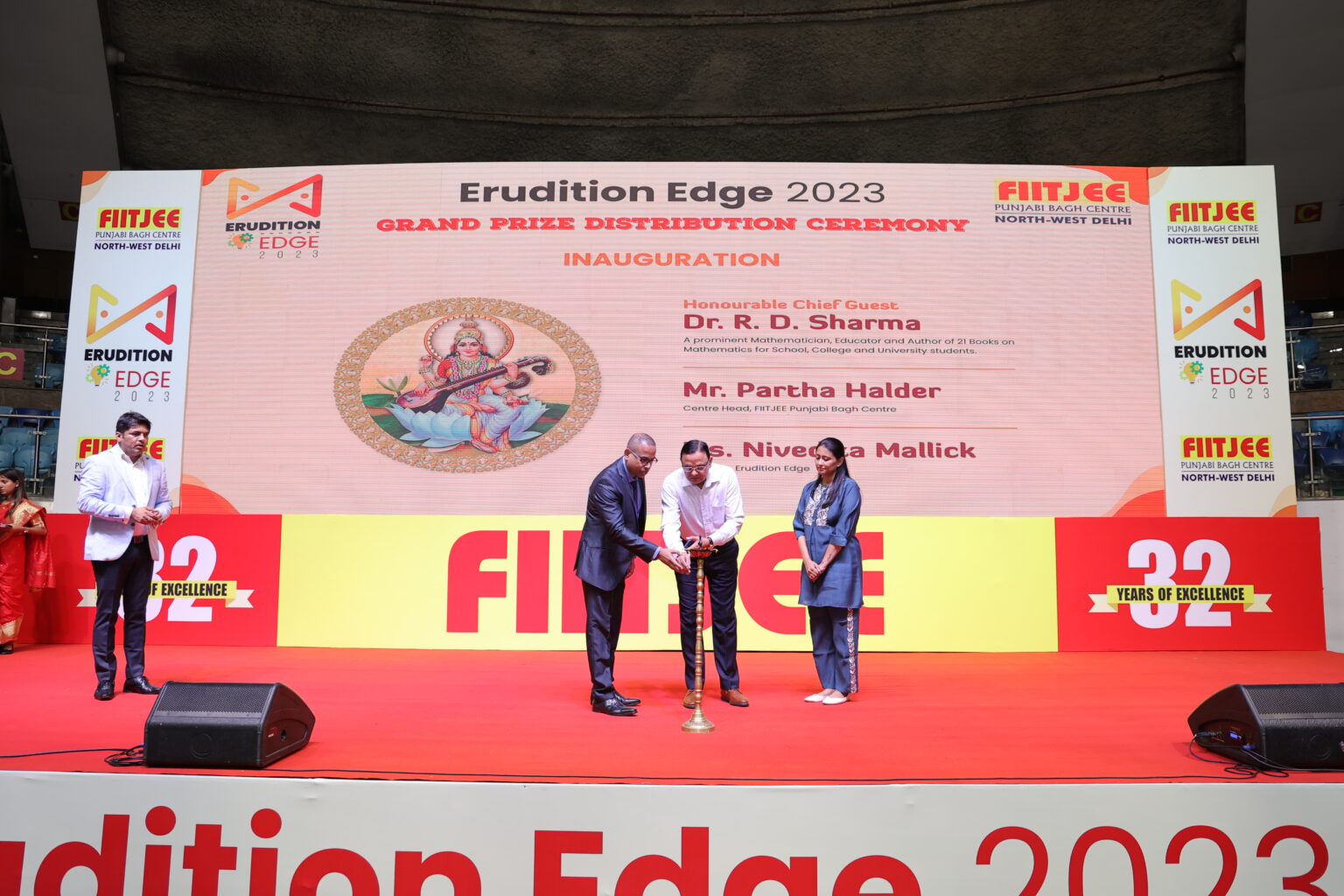 Gallery - FIITJEE Punjabi Bagh